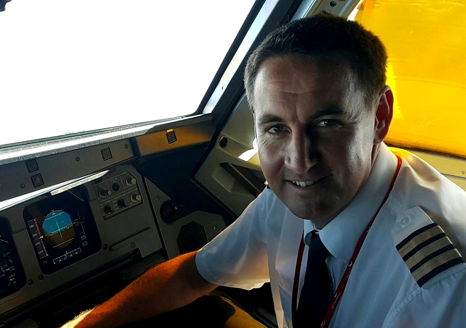 Kuala Lumpur : Le pilote Michael Kemp retrouvé ce matin - ChannelNews