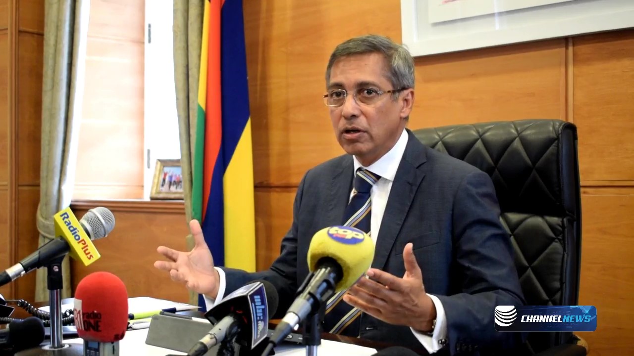 (VIDÉO) Xavier Duval : « C’est plutôt un ministre de désintégration ...