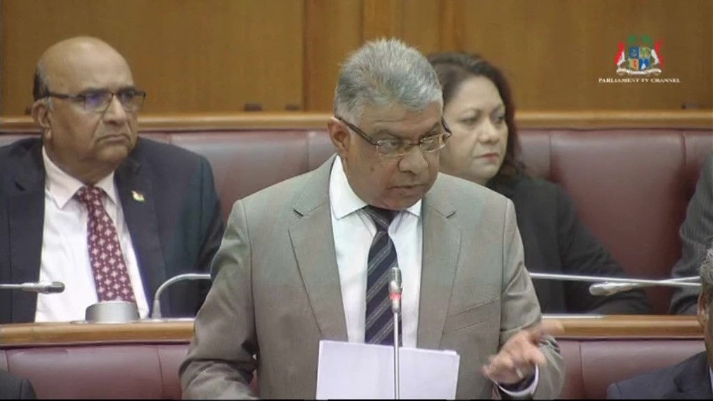 Ashit Gungah : Le contrat d’approvisionnement en produits pétroliers ...