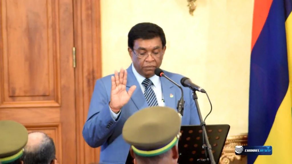 (VIDÉO) Pradeep Roopun est le 7e Président de la République - ChannelNews